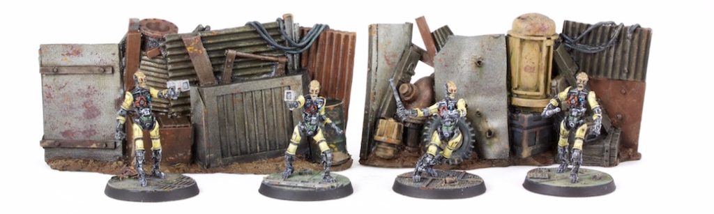 Terrain: Scrap Walls - Painted Guys